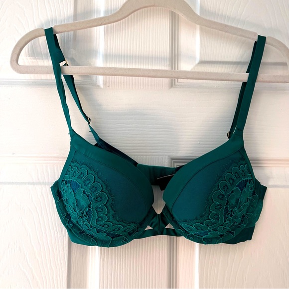 Victoria's Secret | Intimates & Sleepwear | Victorias Secret Emerald ...
